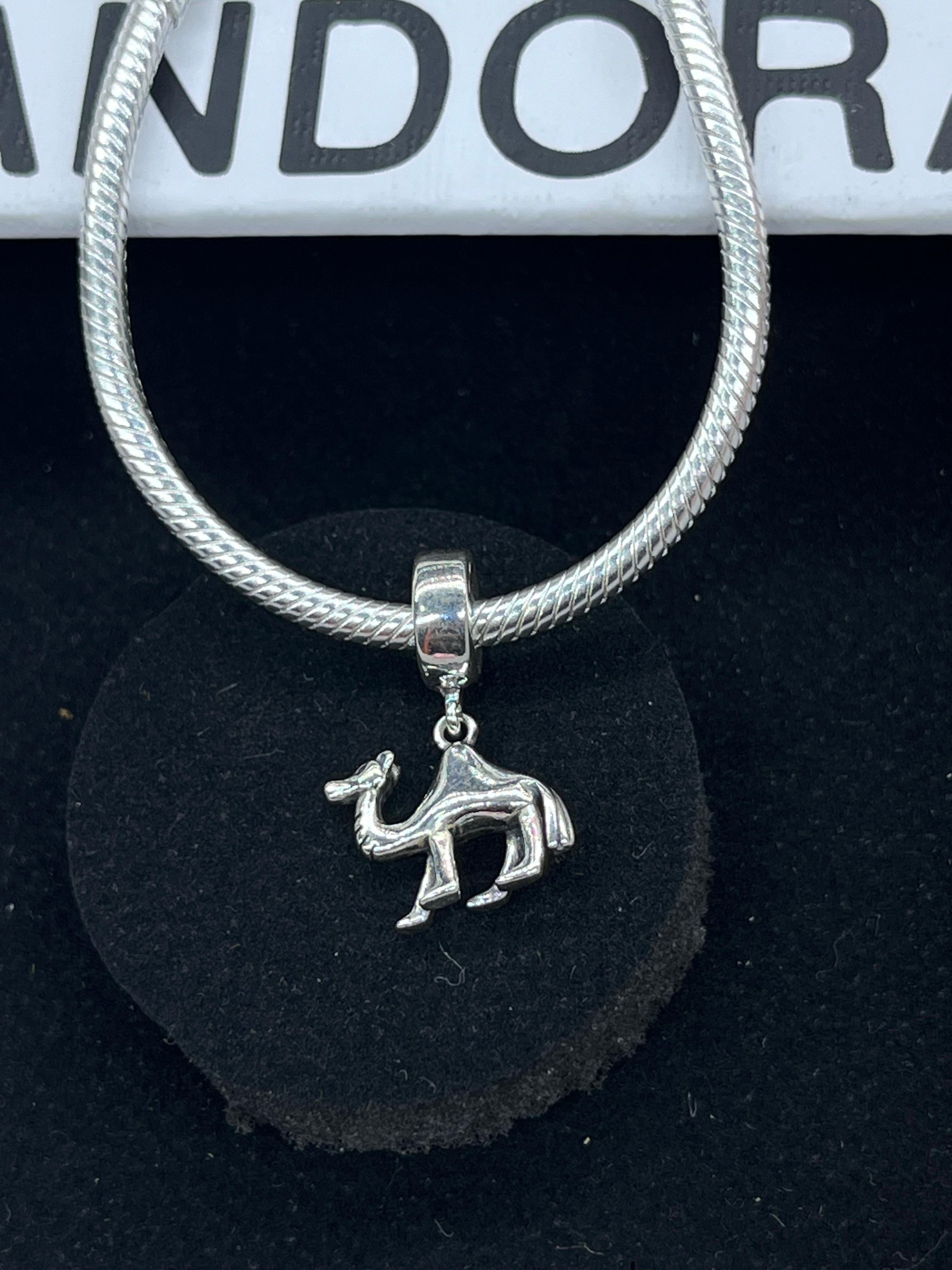 Camel Dangle Pandora Charm – zoma silver